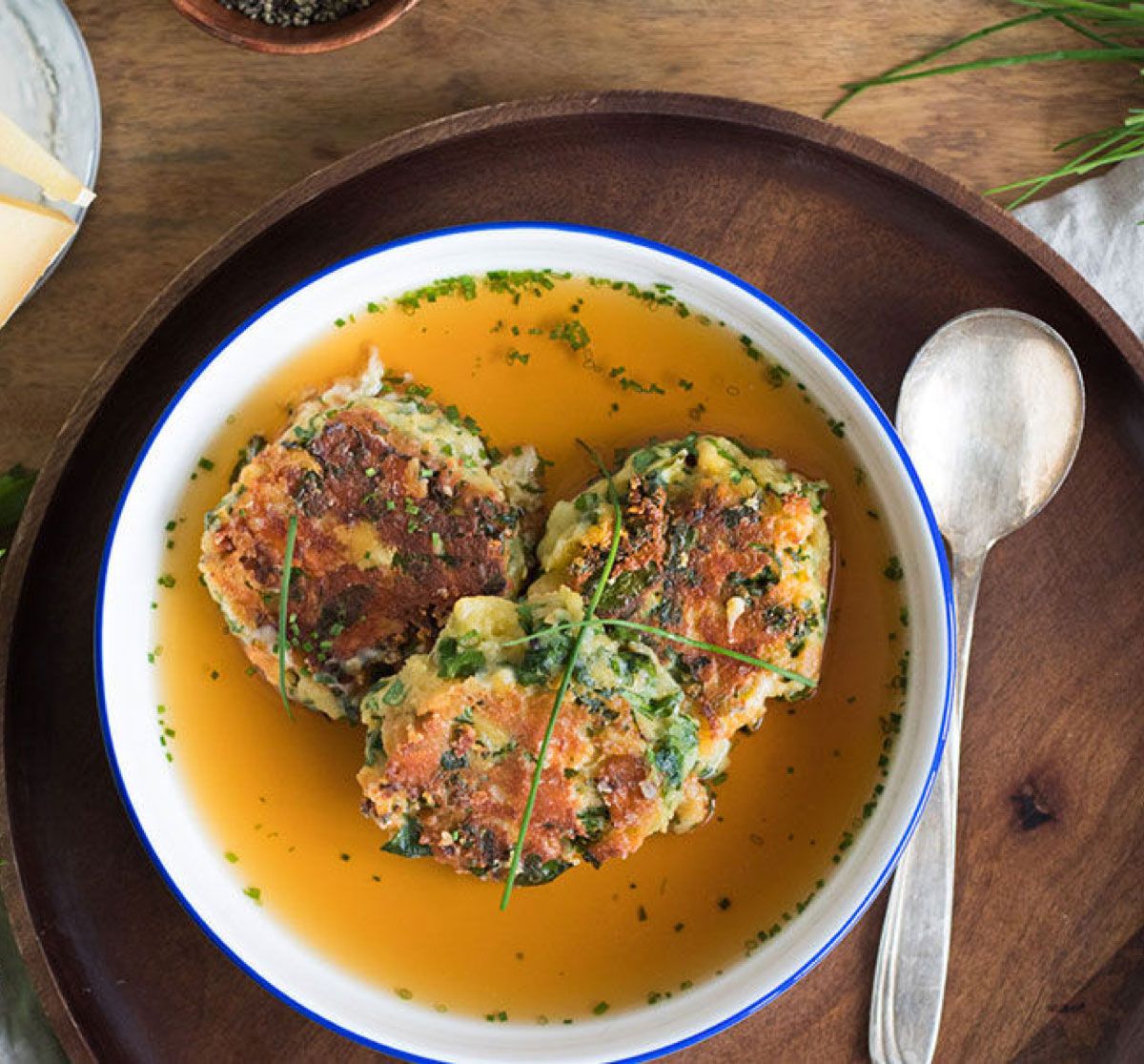 Recipe: Cheesy Bread Dumplings in Broth | NEFF