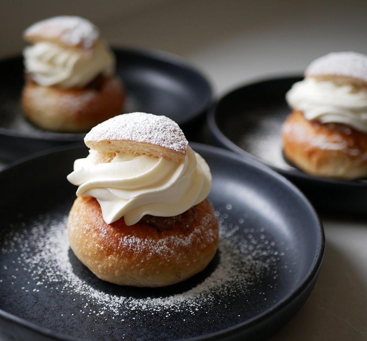Recept: Klassiska semlor - NEFF
