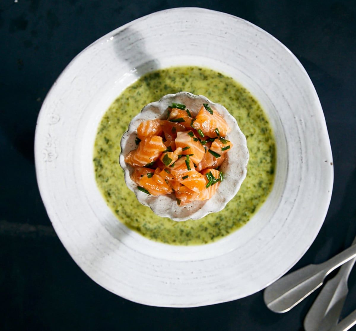 Recept - Kervelsoep met zalmtartaar | NEFF