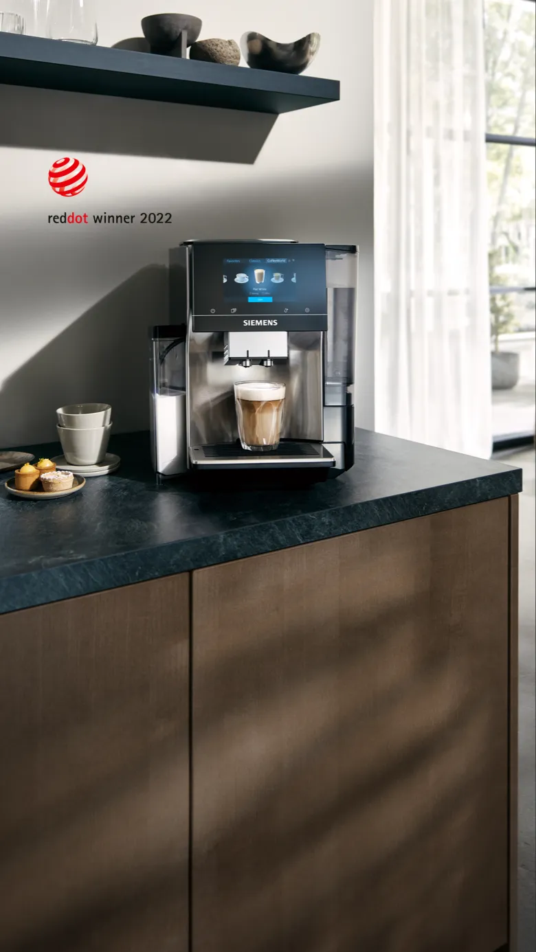 EQ 700 fully automatic espresso machine | Siemens Home IE