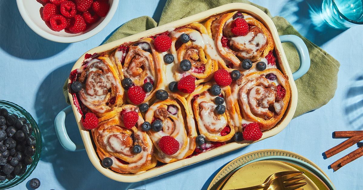 Sticky Cinnamon Rolls with Berries