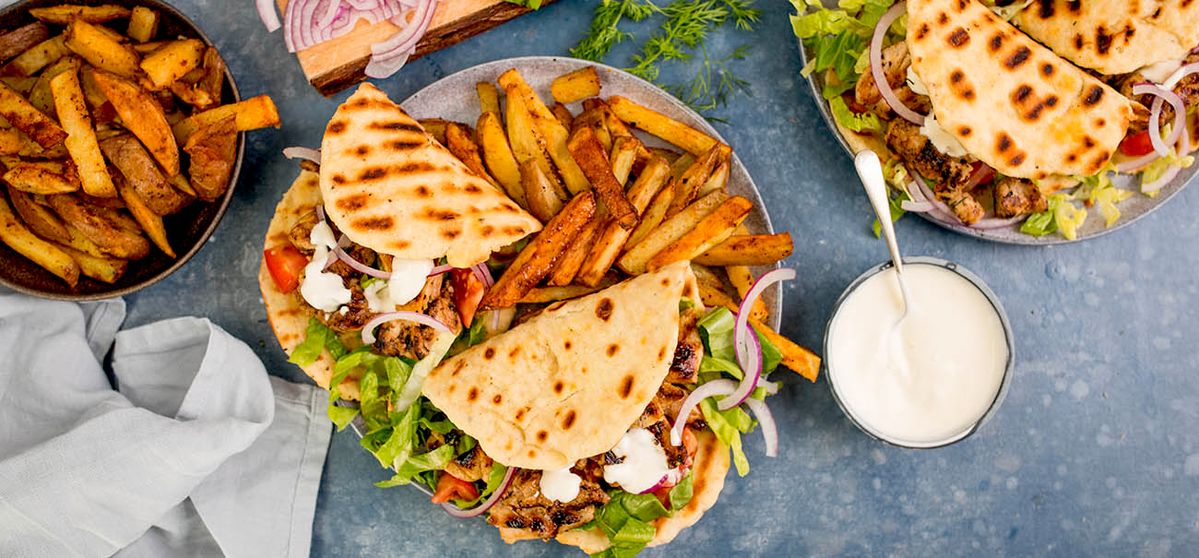 Chicken Kebab with Homemade Flatbreads Fakeaway | NEFF UK