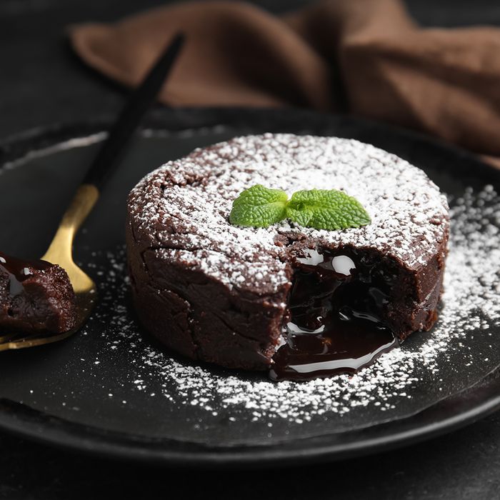 Dark Chocolate and Stout Fondants Recipe | Siemens Home UK