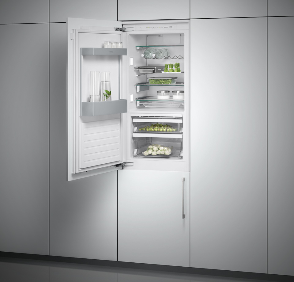 RB289203 Vario built-in fridge-freezer with freezer at bottom | GAGGENAU PT